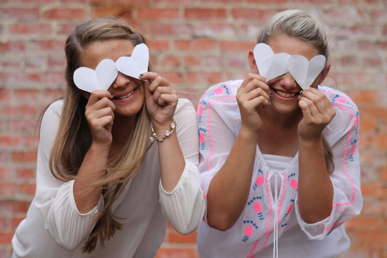 How to Make Friends Online - StrangerMeetup